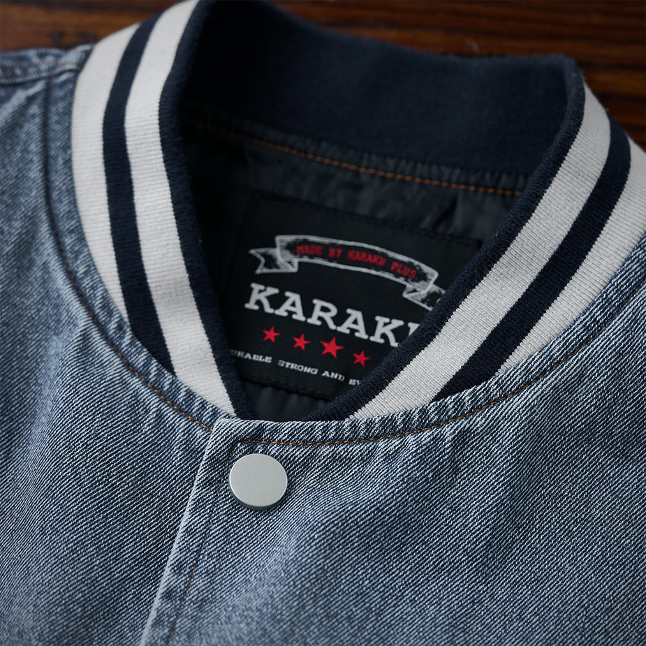 【사전예약】소매 소재 전환 멀티 포켓 데님 스타디움 자켓 – Karaku KR