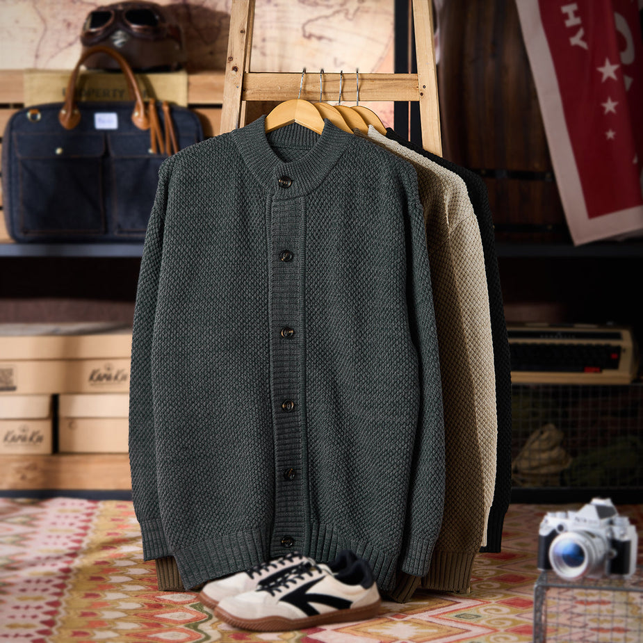 무지 4컬러 파인애플 파일 단추 여밈 니트 가디건 – Karaku KR